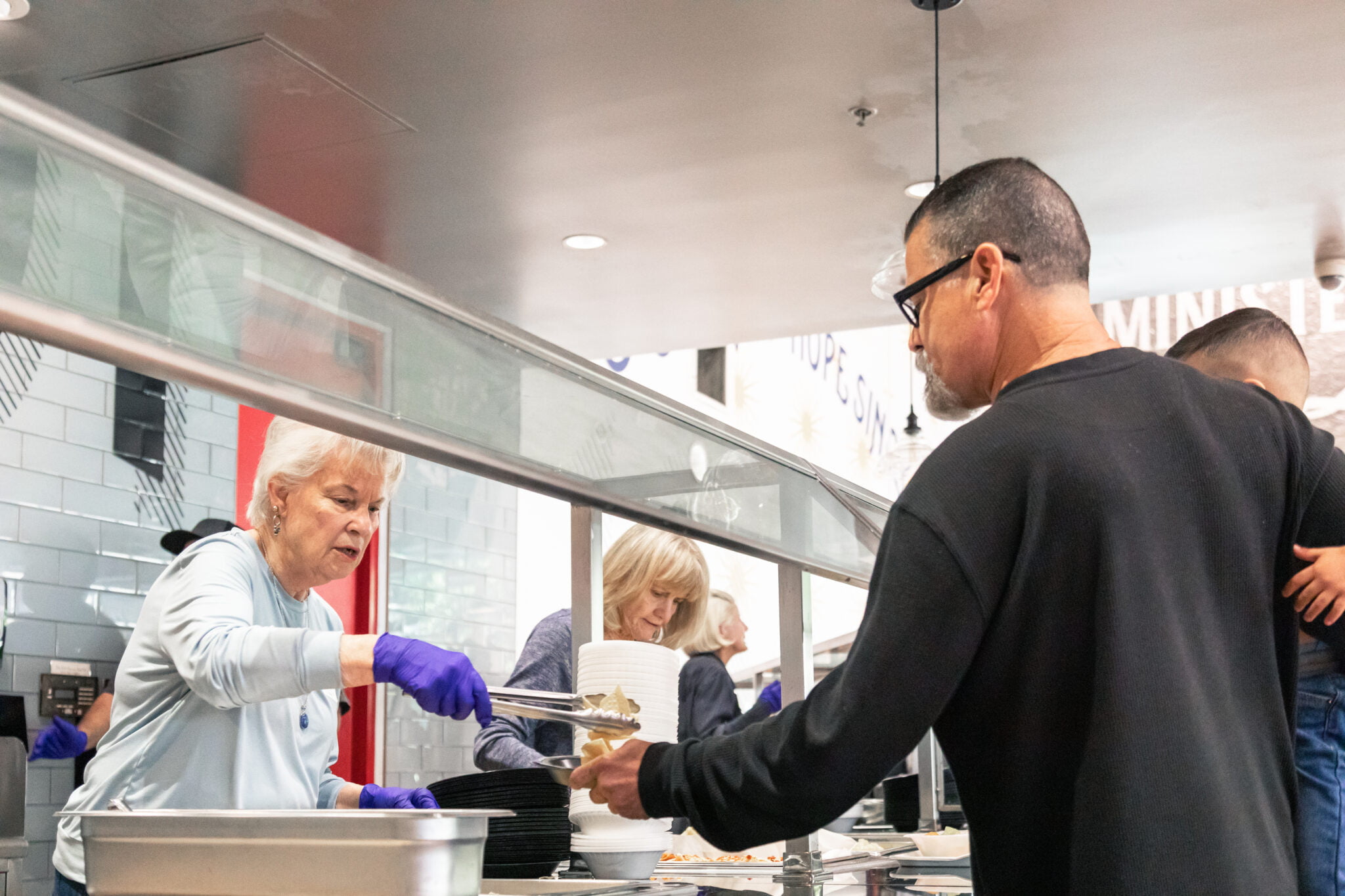 Volunteer - Individuals - Orange County Rescue Mission